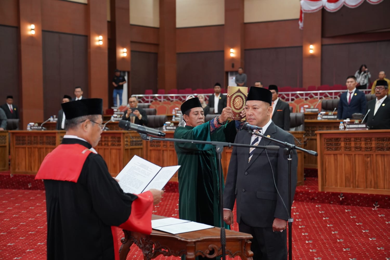 Iqbal Ruray Resmi Jabat Ketua DPRD Malut 2024-2029 – Publikmalutnews.com